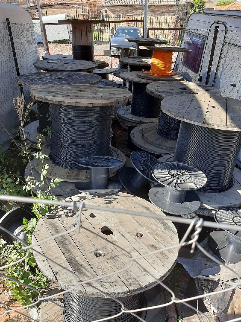 iBidOnStorage.co.za - U can Store Auction - 16916843843434