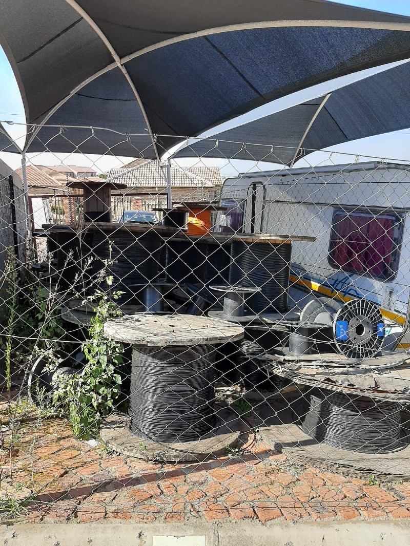 iBidOnStorage.co.za - U can Store Auction - 16916843843434