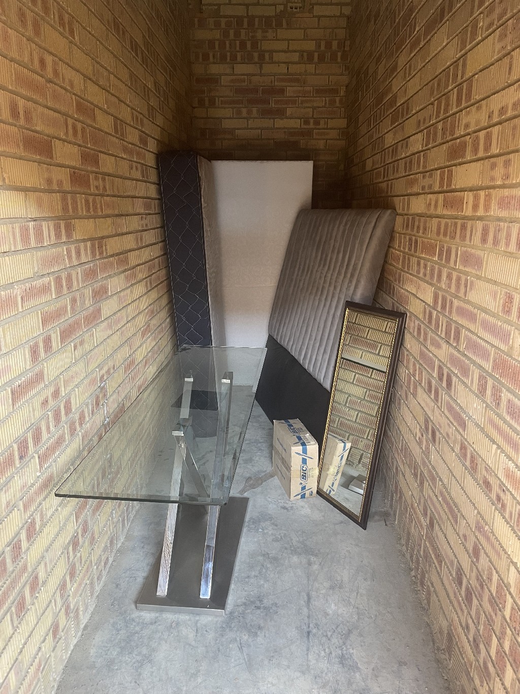 iBidOnStorage.co.za - Elite Self Storage Auction - 17136910239292